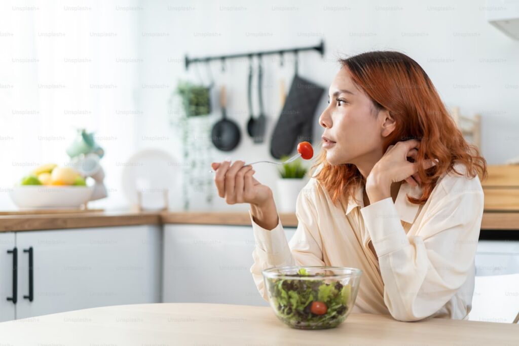How to Listen to Your Body's Hunger and Fullness Cues - MedBlog18 Central